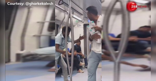 delhi metro chappal fight going viral on internet users making fun in ...