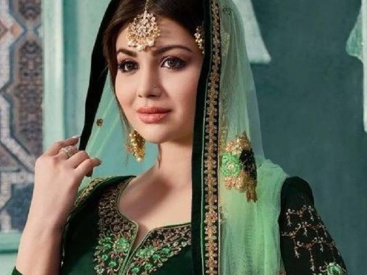 bollywood muslim actress Ayesha Takia is gujrati hindu daughter ...