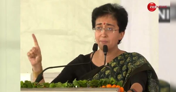 Atishi started crying on Manish Sisodia release Watch full video here ...