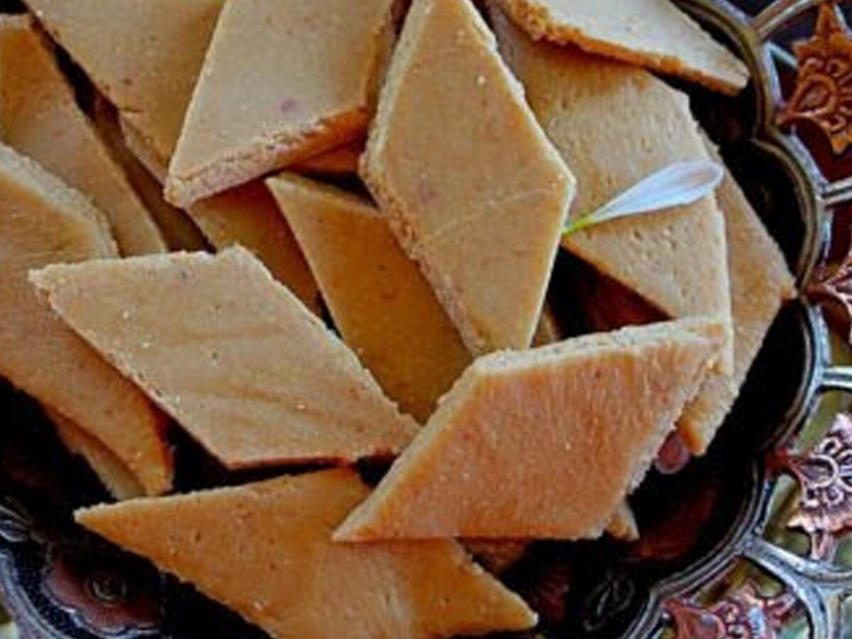 Raksha bandhan Special receipe How To Make Peanut Barfi like kaju katli ...