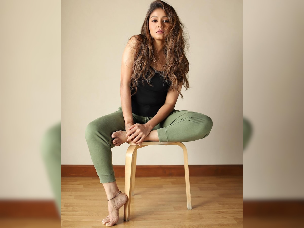 Sunidhi Chauhan first marriage at the age of 18 another religion muslim ...