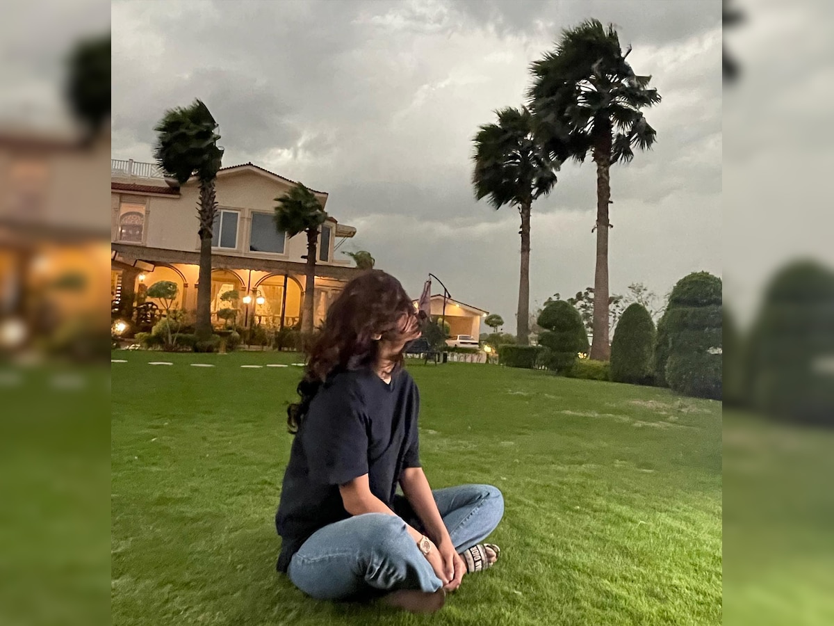 Who Is This Pakistani Actress Saba Qamar Whose Luxurious House Looks No ...