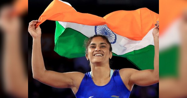 vinesh phogat life was in danger coach woller akos on paris olympics ...