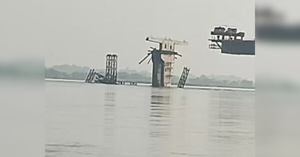 Bhagalpur Sultanganj Agwani Bridge another collapsed a part fell into ...