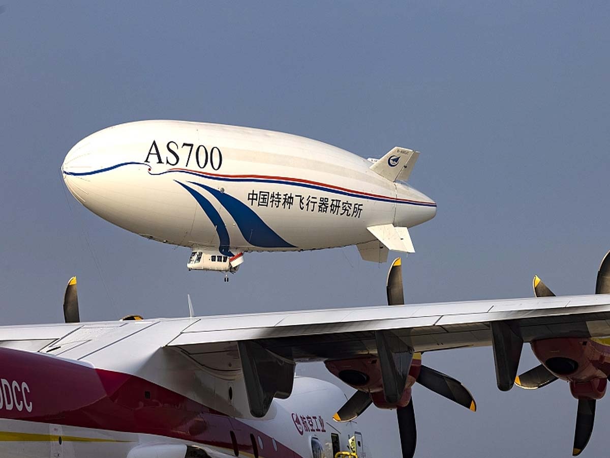 China first human airship flies interstate know full detail here Photos ...