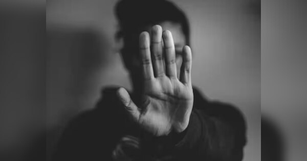 women safety tips Every girl should have these safety apps in her phone ...