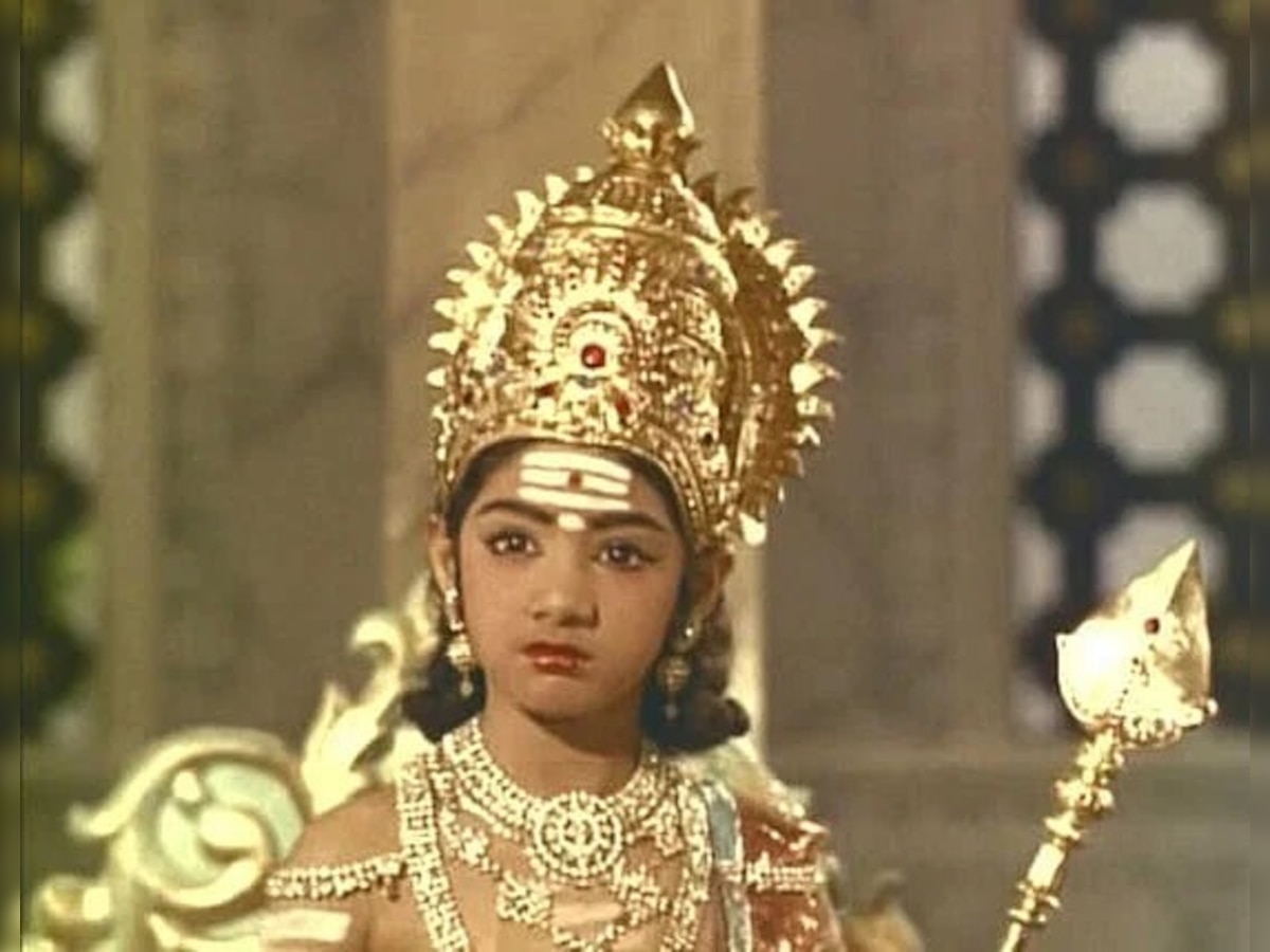 Guess This 54 Years Old Bollywood Top Actress Sridevi Were 29 Surgeries ...