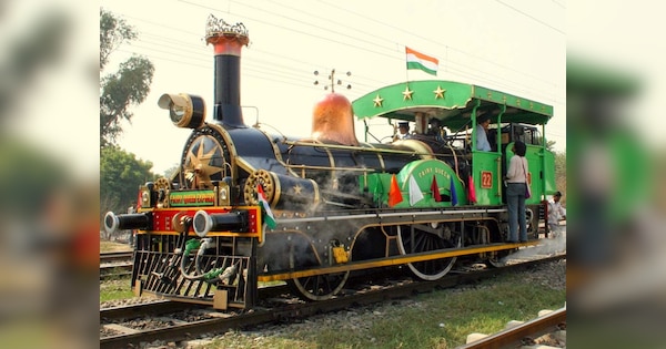 World Oldest Steam Train Engine Know about this heritage train of ...