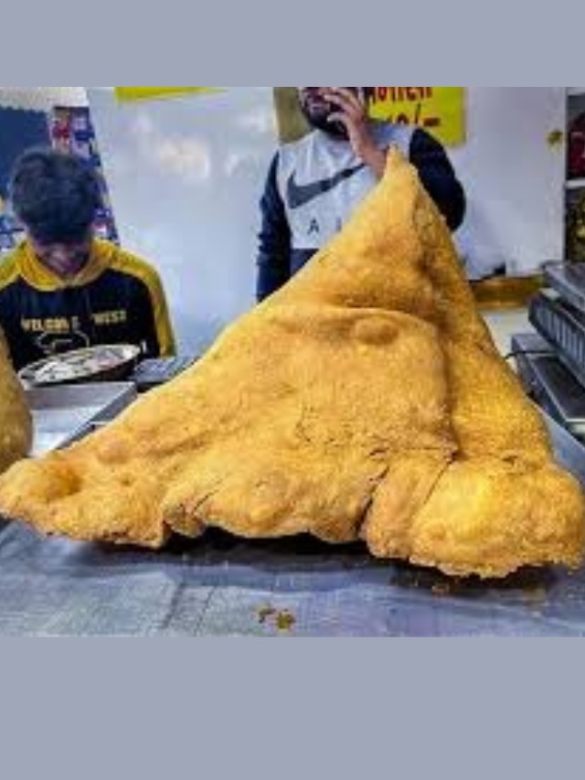 World biggest samosa made in this district of UP two thousand people ...