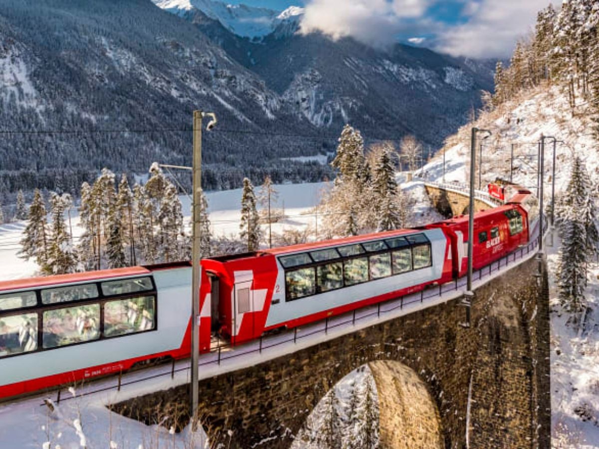 worlds slowest train glacier express passing through 91 tunnels and over 291 bridges | समुद्र तल ...