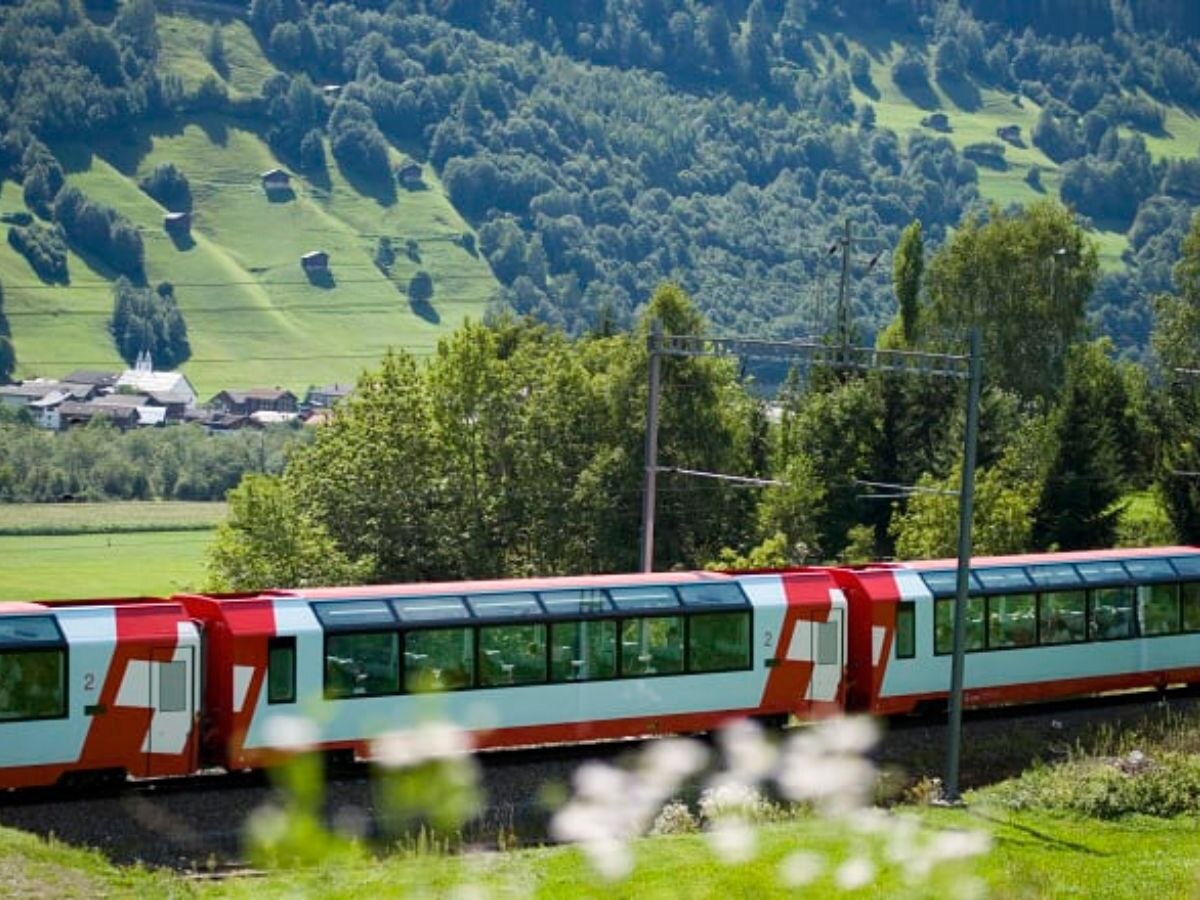 worlds slowest train glacier express passing through 91 tunnels and over 291 bridges | समुद्र तल ...