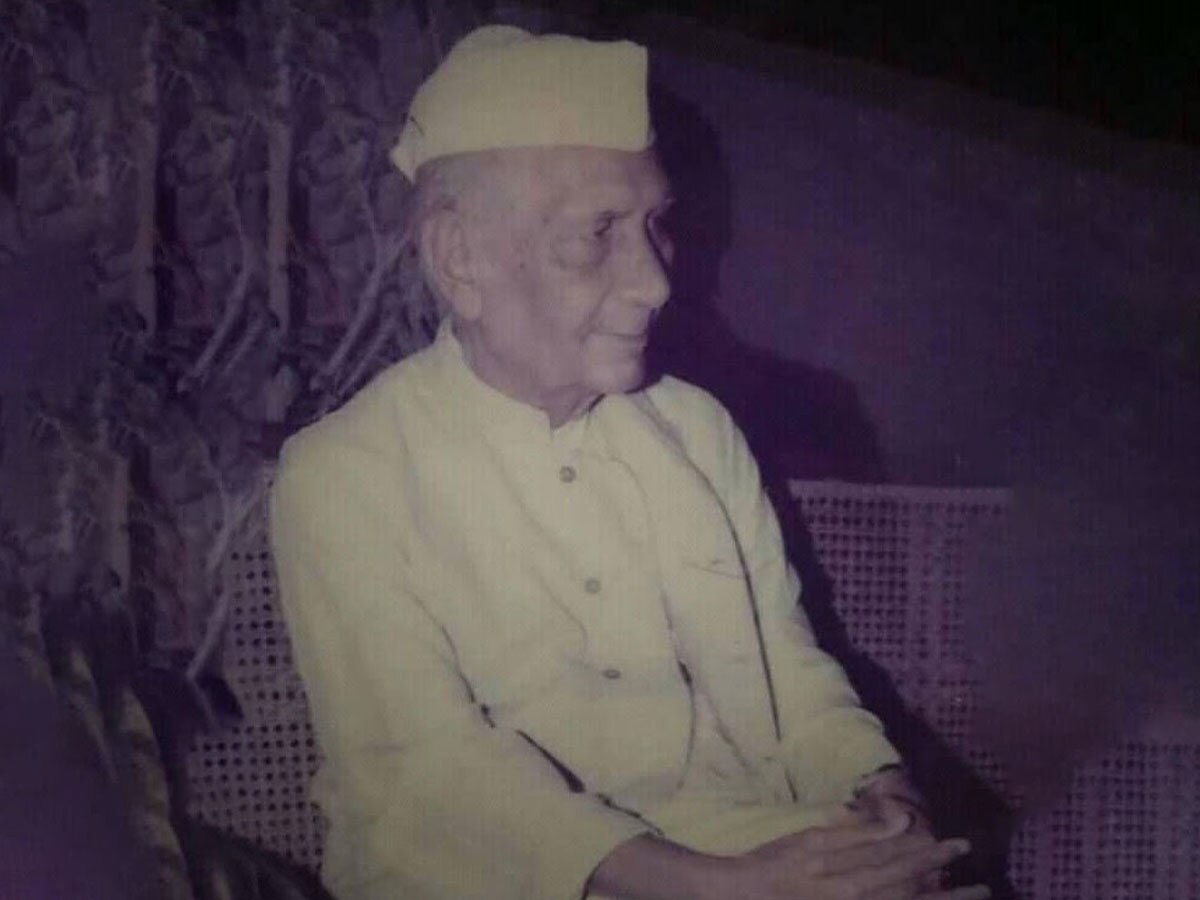 Hindi Diwas 2024 Uttar Pradesh famous hindi writer poet Munshi ...