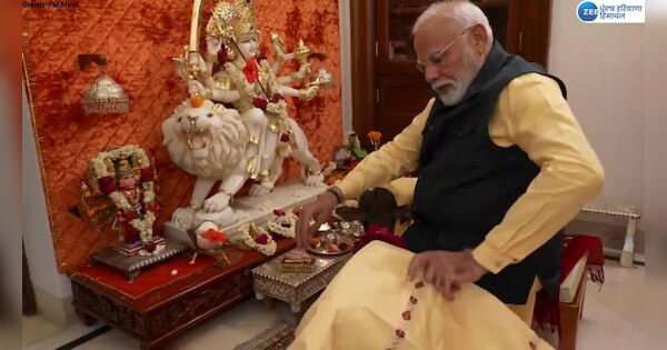 PM Modi welcomes new member Deepjyoti at Lok Kalyan Marg residence | PM ...