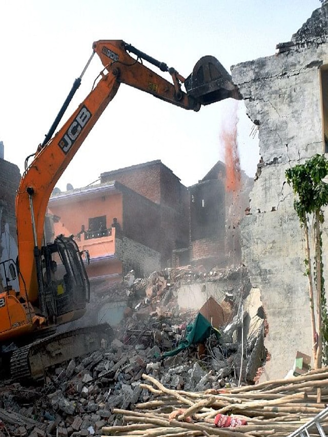 History of bulldozer why it got popularity in uttar pradesh and india