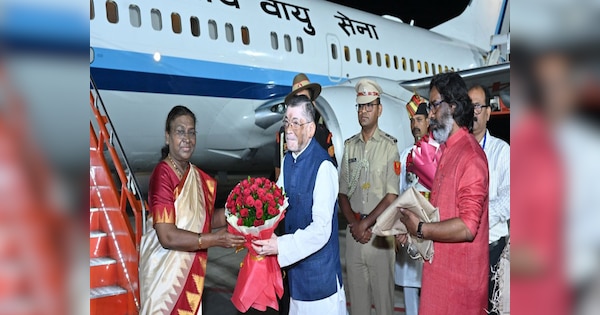 President Draupadi Murmu reached Jharkhand on two day visit welcomed by Governor and CM in ...