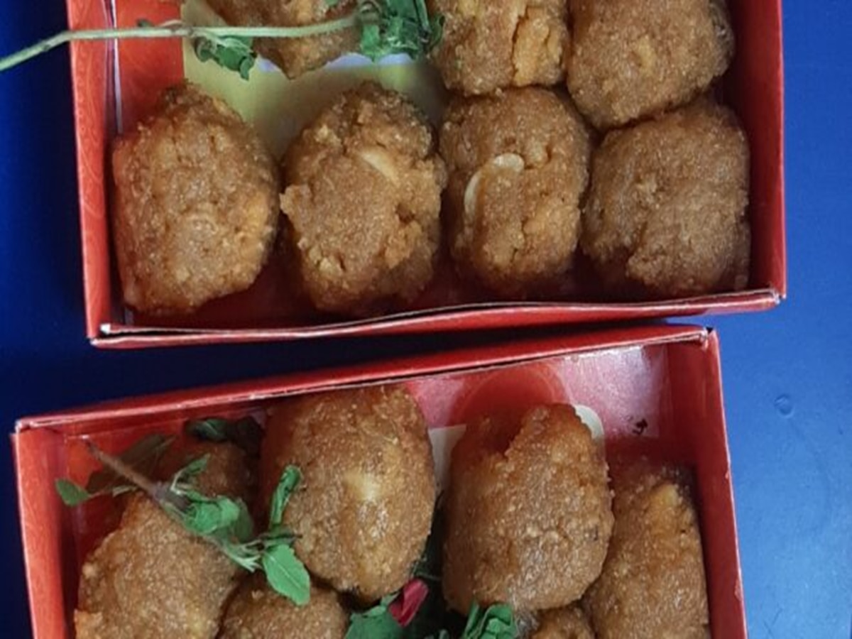 Patna Mahavir Mandir naivedyam laddu complete guarantee of purity know ...
