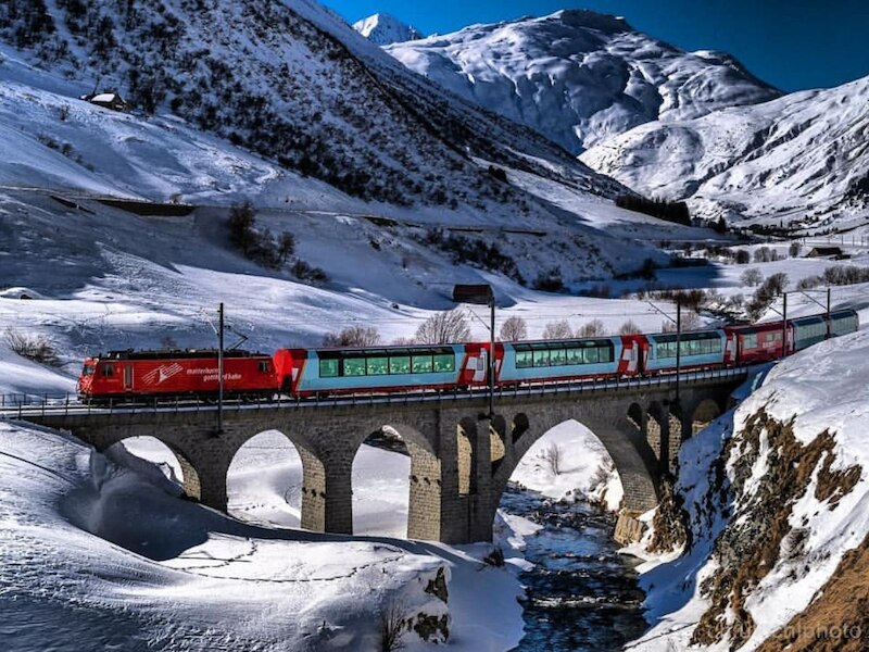 glacier express worlds slowest express train most scenic train journeys ...