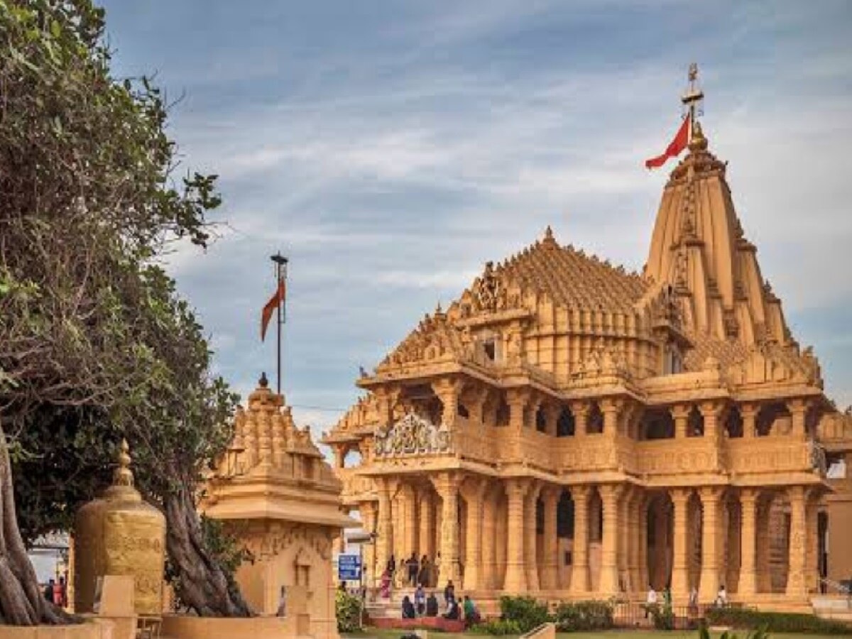 Ayodhya Ram Mandir and Kashi Vishwanath in UP among top richest temple ...