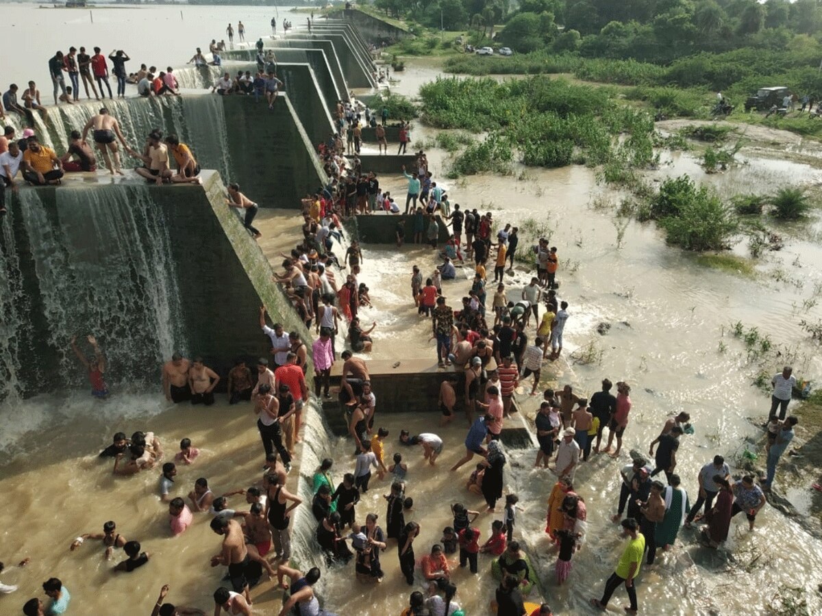 Moti Sagar Dam 120 KM away from Jaipur waterfall falling from 17 feet ...