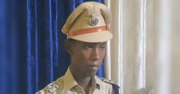 Fake IPS Mithlesh Manjhi his story is also fake 2 lakhs rs wali kahani ...