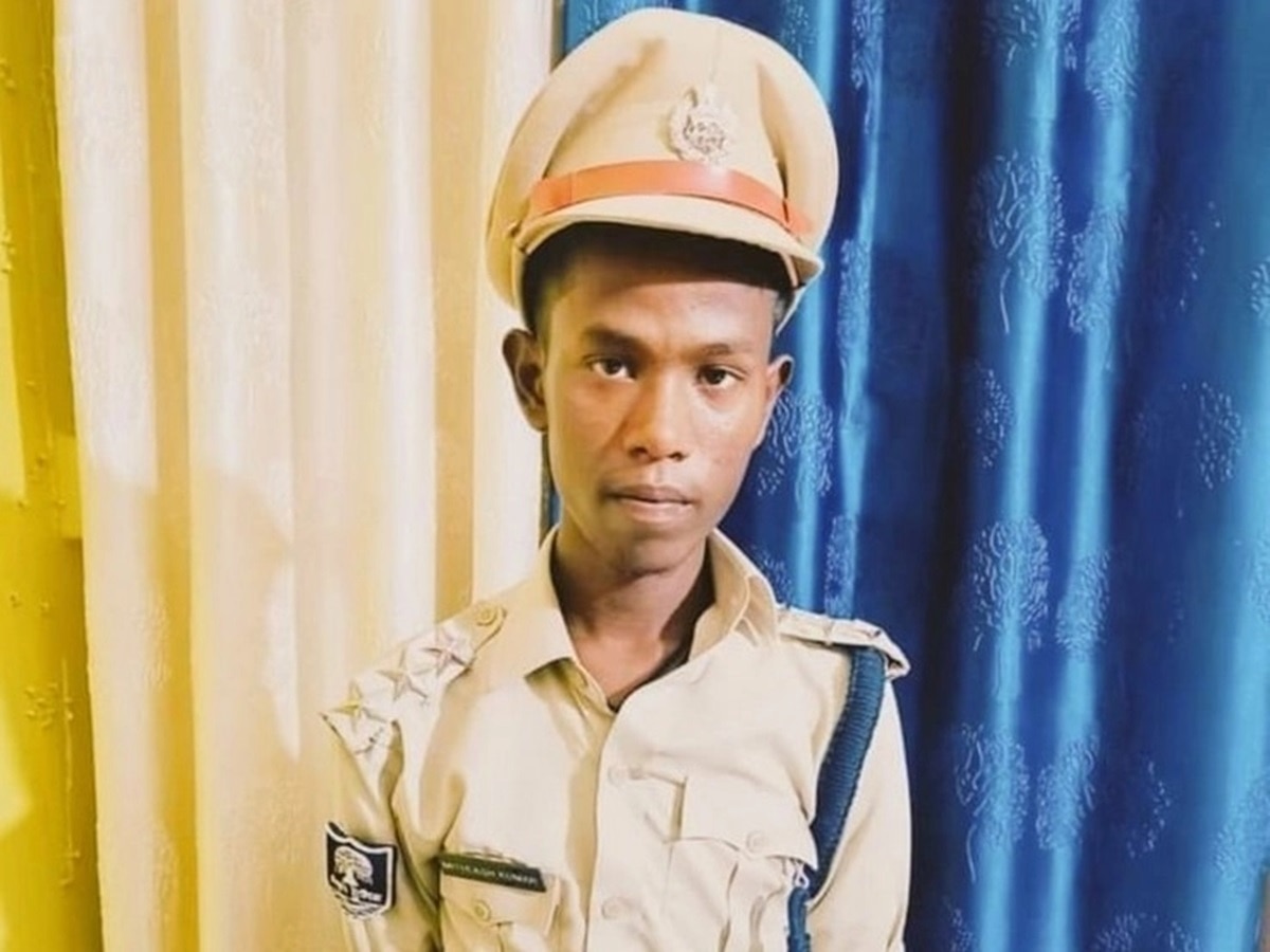 Bihar fake IPS Mithlesh Manjhi became social media star see his latest ...