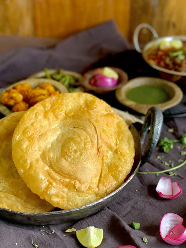uttarakhand famous street food chhole katlambe pakistani dish in ...