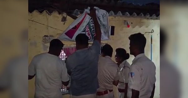 Husband kept wife hostage for months police freed her know whole matter | Bokaro News: पति ने ...