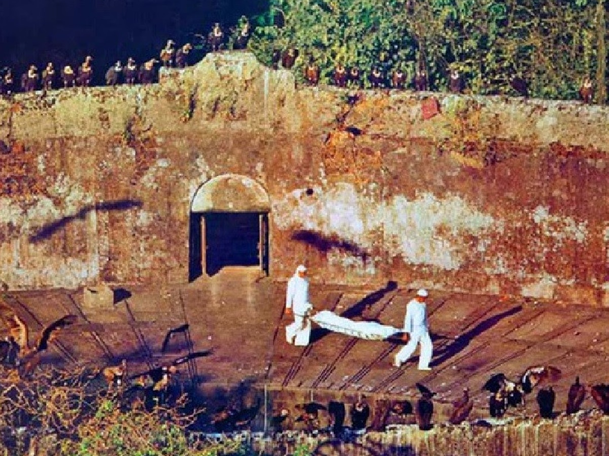 Parsi religion funeral process how ratan Tata last rites performed ...