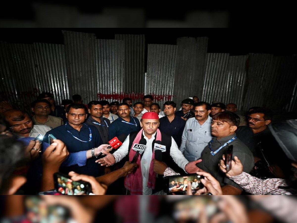 JPNIC Lucknow Huge Protests by SP Workers UP Govt strict Action Seals ...