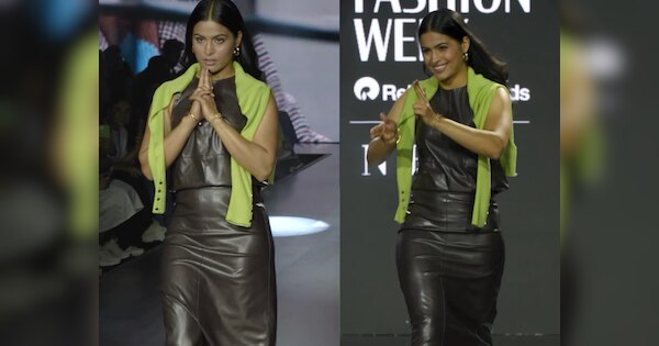 shooter manu bhaker ramp walk at lakme fashion week fails all actress ...