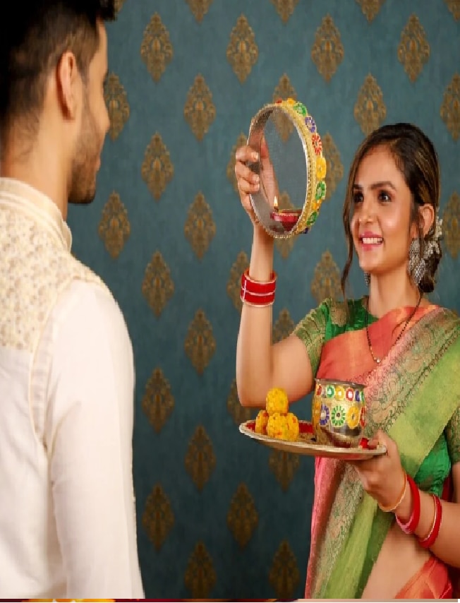 Karwa Chauth Puja Mantra Karwa For Good Luck And Prosperity know Chauth ...