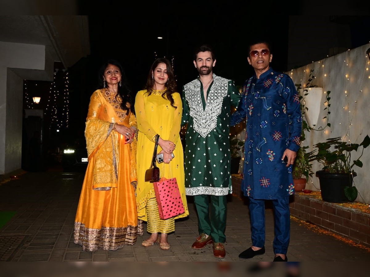 Diwali Party Celebs Photos This Actress wear mini frock Sonakshi Sinha ...