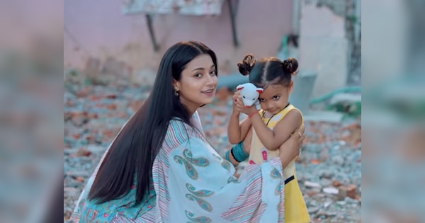 Pawan Singh and Astha Singh Bhojpuri Song Ankhiya Me Nasa Ba | 'अंखियां में नासा बा...', पवन ...