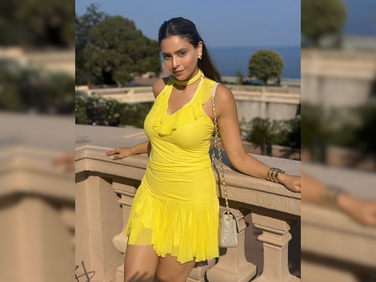 Aamna Sharif fan from iran and bahrain her mother is persian | Photos ...