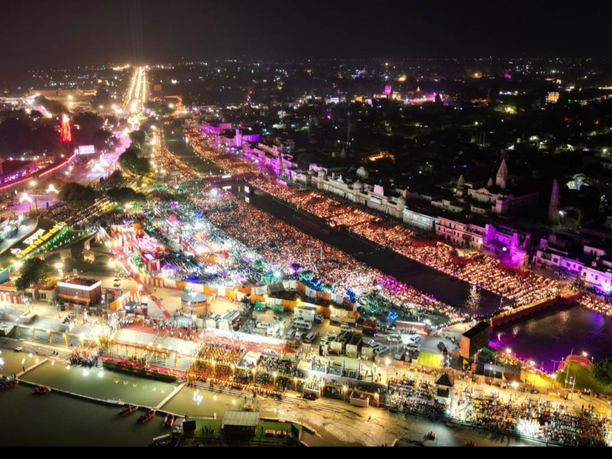 diwali 2024 UP cm yogi adityanath took part in ayodhya deepotsav amid ...