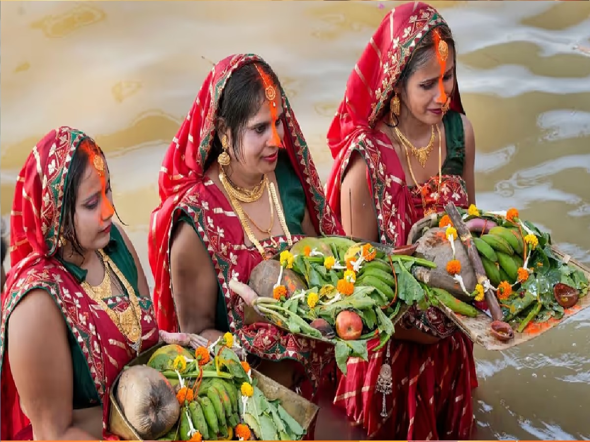 Chhath Puja 2024 Lord Surya Wives Usha and Pratyusha are the main ...