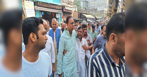 BJP MP Sanjay Jaiswal attended last rites of Manoj Goenka son in ...