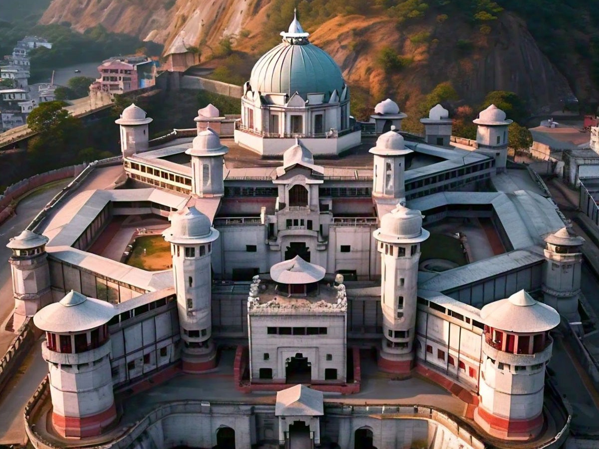 UP biggest Naini Central Jail history First PM Pandit Nehru remain ...