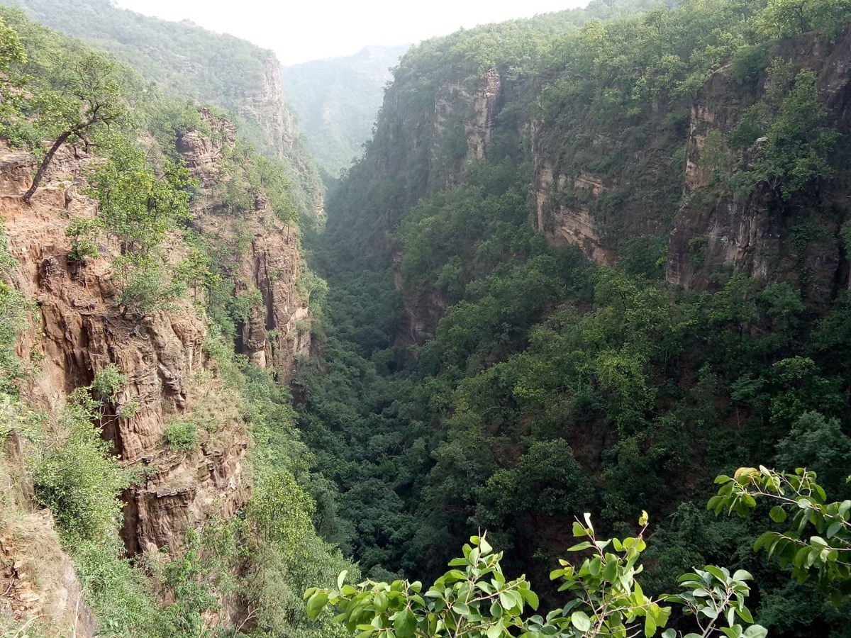 traveling in winter get ready enjoy these famous places of Pachmarhi 4 ...