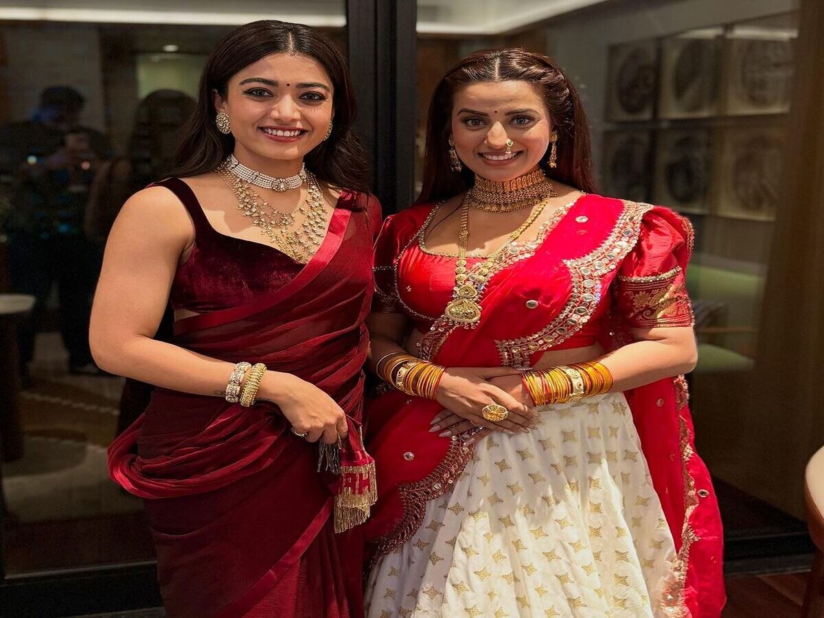 bhojpuri actress akshara singh shared pictures with allu arjun and rashmika mandanna pushpa 2 ...