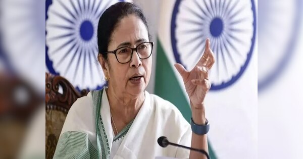 mamata banerjee slams centre over housing scheme fake currency and ...