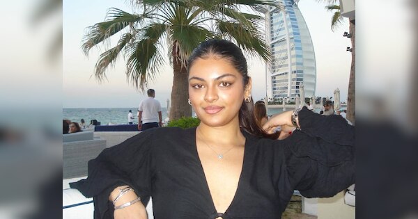 शिल्पा शिरोडकर को खूबसूरती में मात देती हैं उनकी बेटी, देखें अनुष्का ...