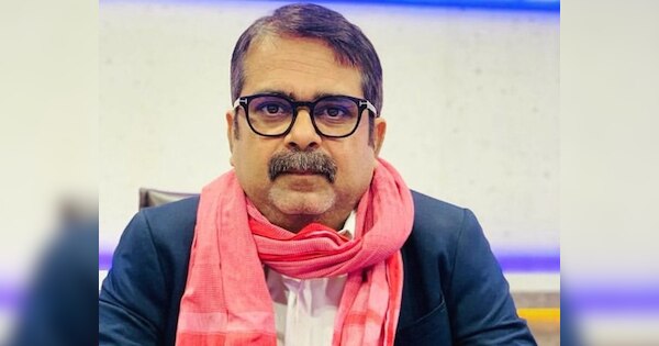 Awadh Ojha Wife: कौन हैं अवध ओझा की पत्नी? तीन बेटियों के पिता हैं ...