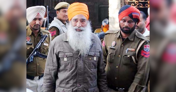 who is narain singh chaura attacked firing on sukhbir singh badal out of golden temple amritsar ...