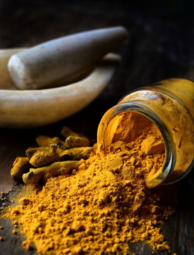 Turmeric is beneficial for health in winter consume in these ways ...
