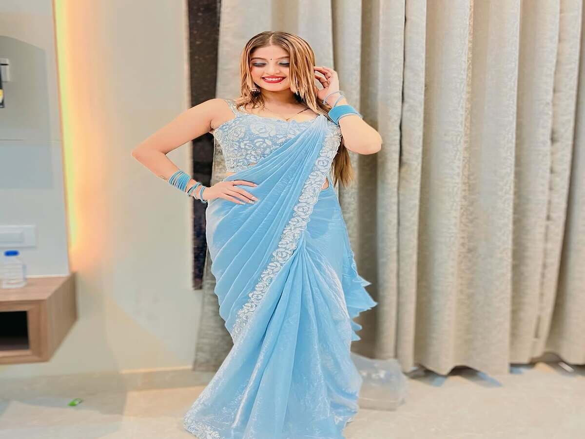 bhojpuri super hot actress komal singh who is going viral on screen ...