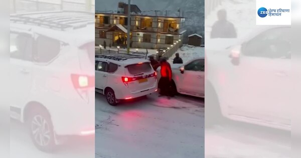 vehicles slipping on snow video of lahaul spiti watch snowfall video of lahaul spiti | Snowfall ...