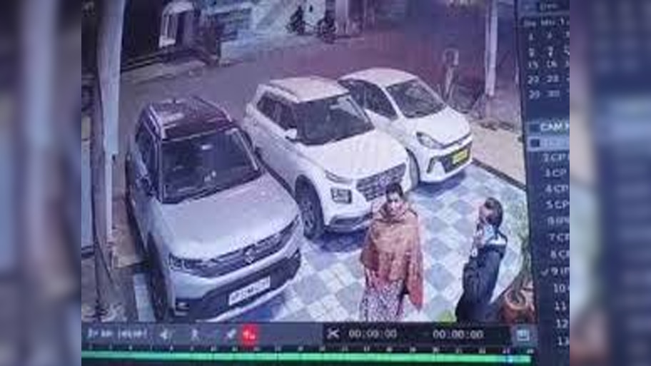 Atul suicide case: Nikitas mother brother fled from home reached hotel ...