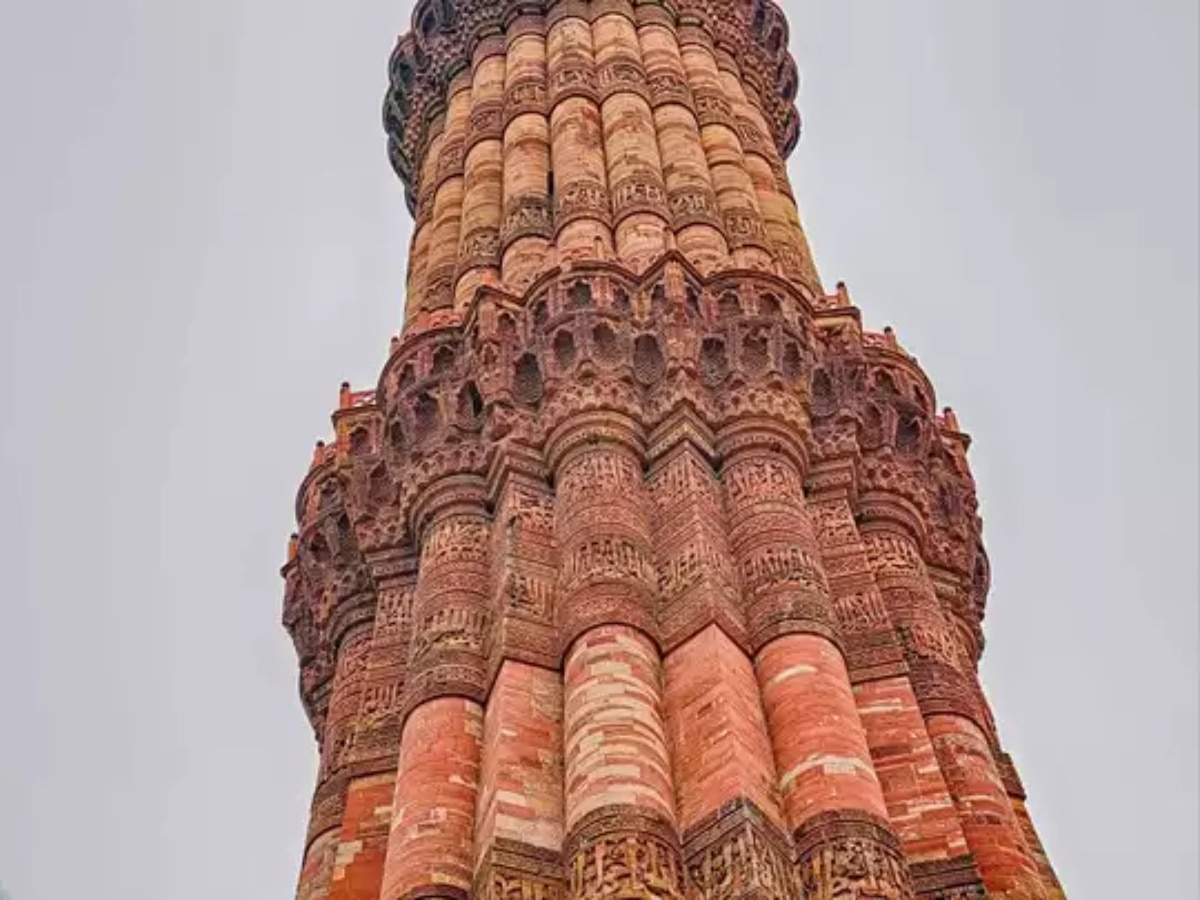 Qutub Minar History: 200 साल में बनकर तैयार हुआ था कुतुब मीनार, जानें ...