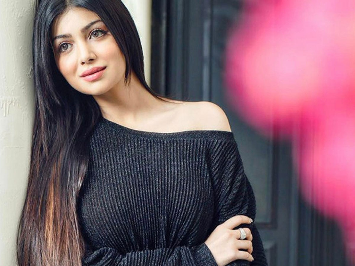 BJP सांसद समेत इन 10 महान हस्तियों ने अपनाया है इस्लाम, नाम जानकर नहीं ...